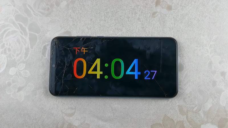 教你在手机上打开全屏彩虹时钟,非常的漂亮!