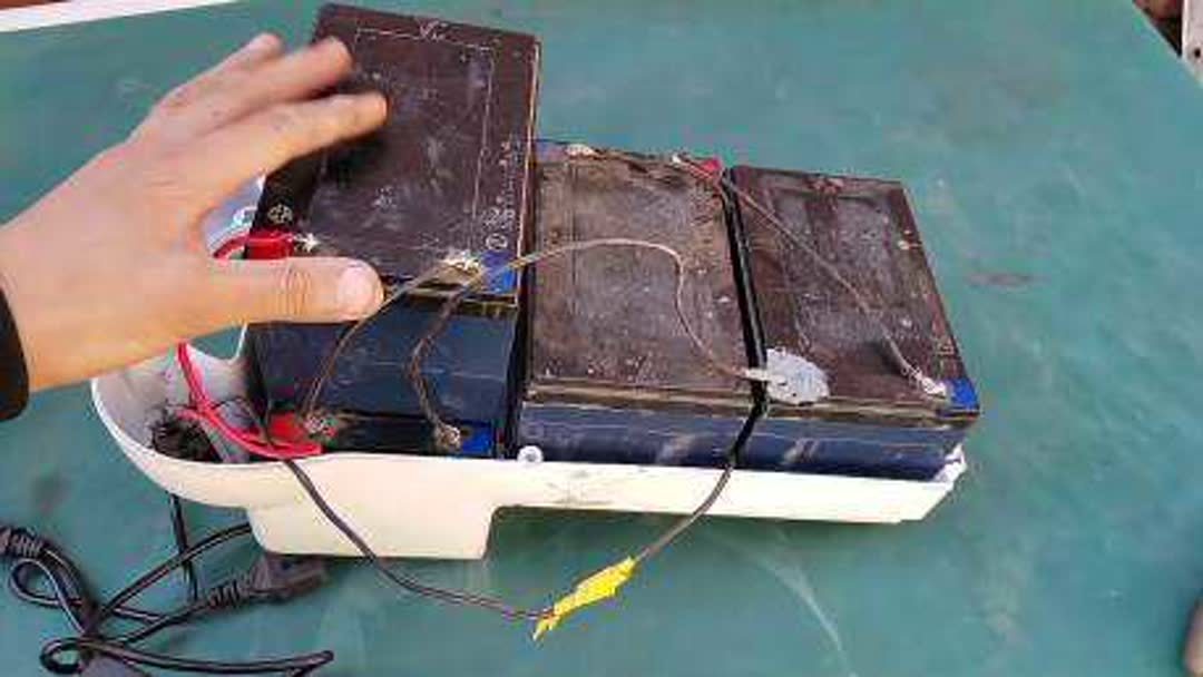 花10元钱就能让电动车电瓶多骑三年不用换?自己在家试过后真可以