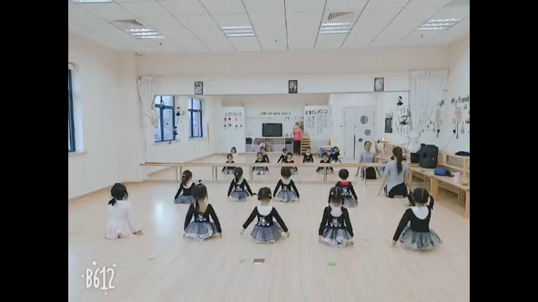 北舞考级曲目—小花猫上学校