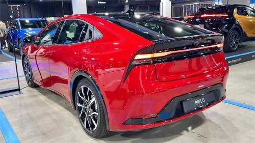 2024款丰田普锐斯(欧洲车型)外观和内饰细节