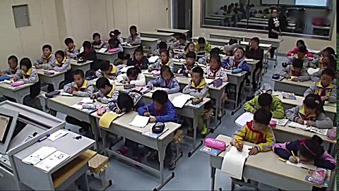 三年级下册《计算简单的经过时间》青海_高清