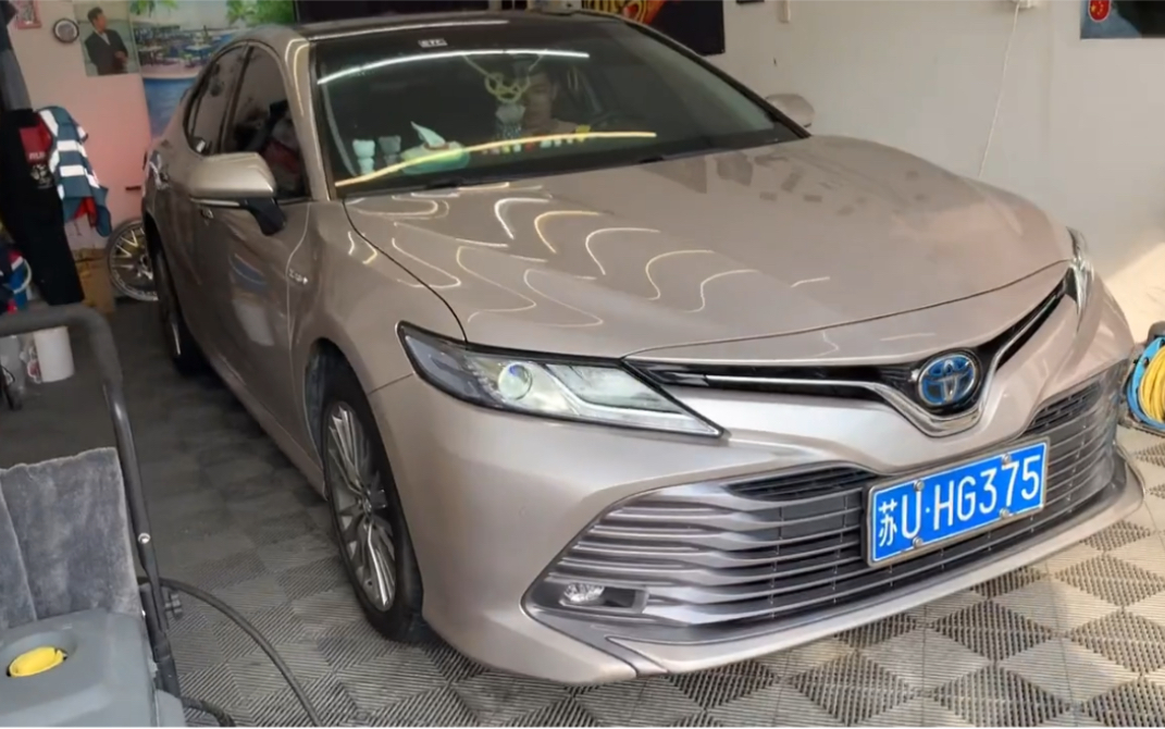 凯美瑞混动精致洗护,皮革保养