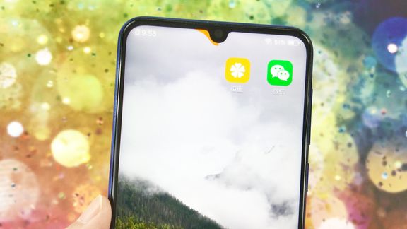 刘海屏手机这样设置,刘海瞬间变成电量提醒,好看多了