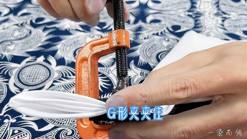 扎染教程之夹板几何,两块不同的圆也能制作出美丽的图案哦