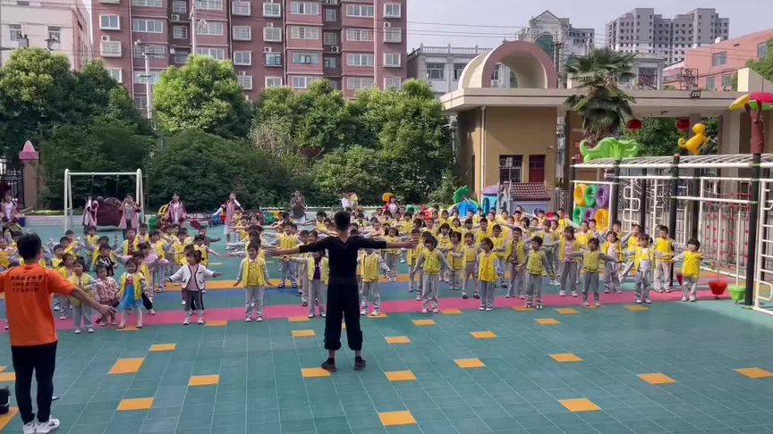 孩子们的《孤勇者》手势舞来嘞, 启智幼儿园开始招生啦
