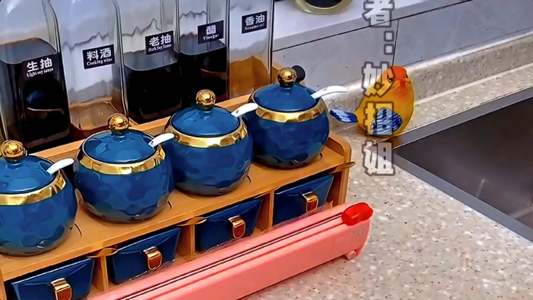 超级省事的保鲜膜切割器,使用方便,省时省力