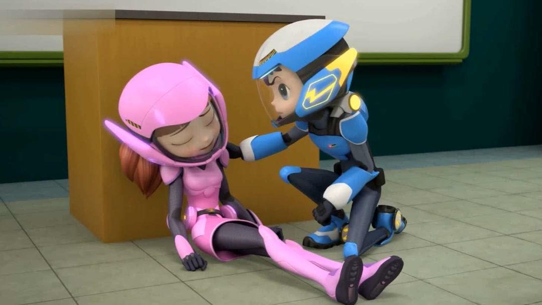 皮皮鲁安全特工队:生病的鲁西西执行任务晕倒