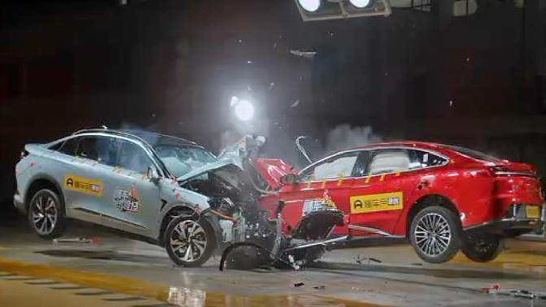 存在疑点!汉EV碰撞后静置48小时后自燃,比亚迪官方回应来了!