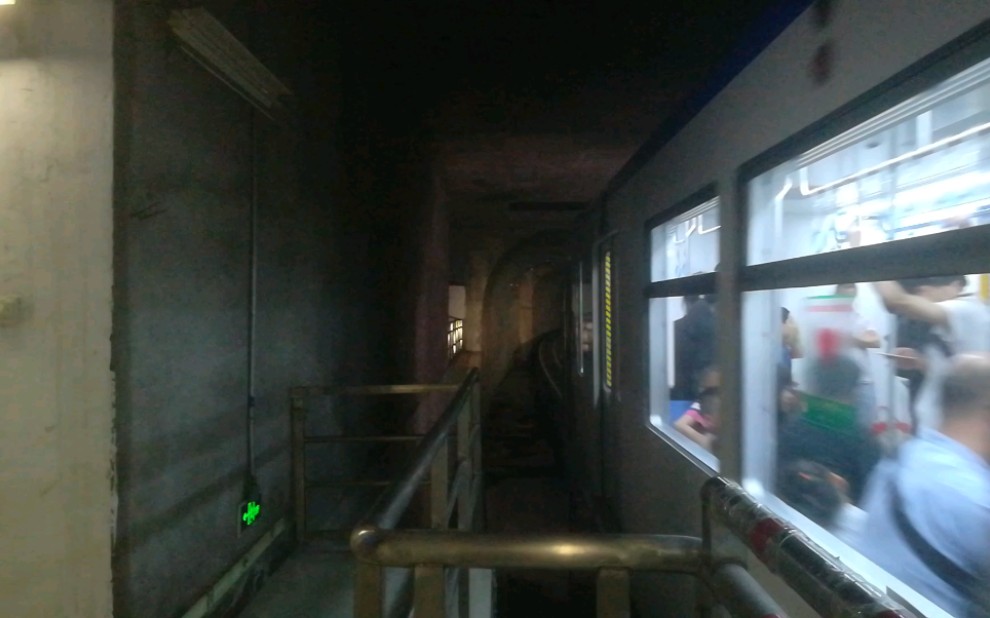 [重庆轨道交通]单轨3号线03066出站(配属环城北路停车场六编车)