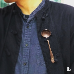 花少爷咖啡在骑车 