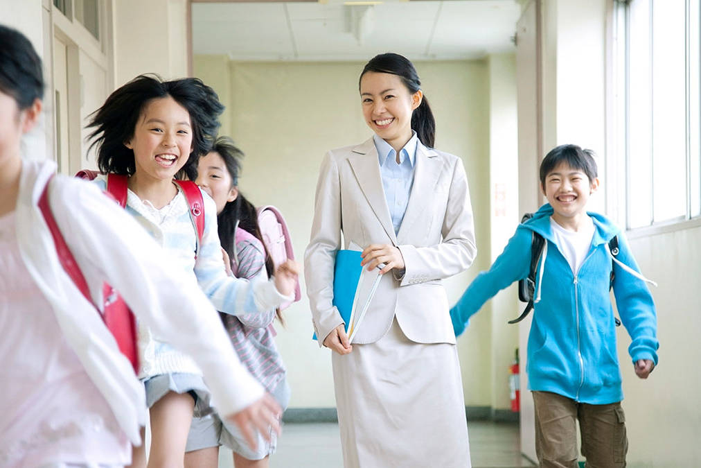 日本学校的校长不仅辛苦,还是个危险的工作?