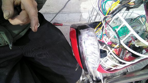 简款电动车的新旧仪表走线不同,如何接功能才正常,无保留分享