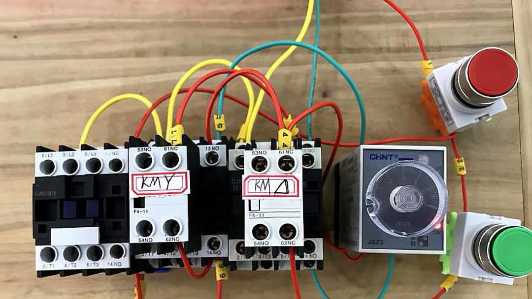 电工知识:星三角降压启动控制线路的接线技巧,接线经验实物讲解