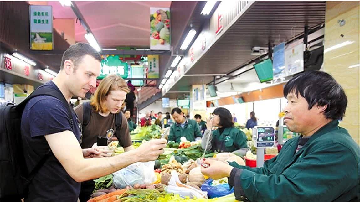 老外看不起中国移动支付,故意不带现金到深圳,这回心服口服了