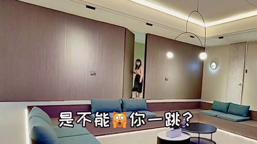 隐藏门的作用并不是为了防止家里进贼,而且为了更好的把贼绕晕