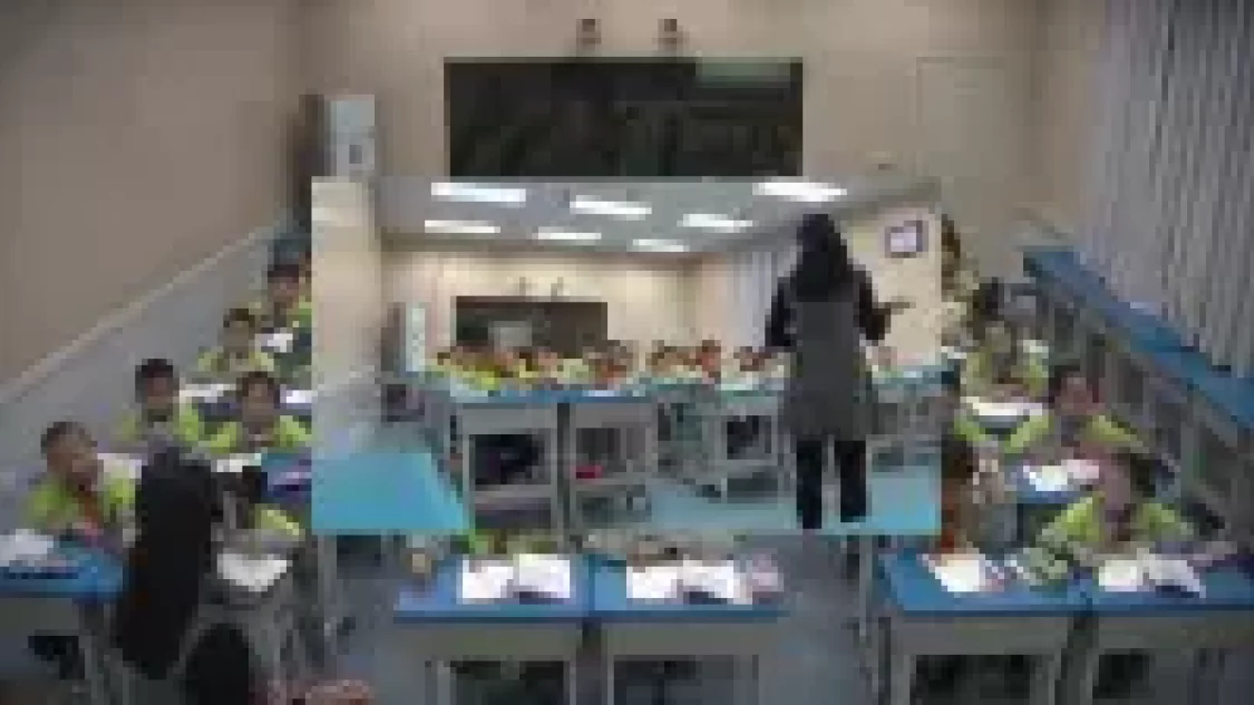 王艳人教版二年级语文下册《传统节日》课堂实录(转码后)