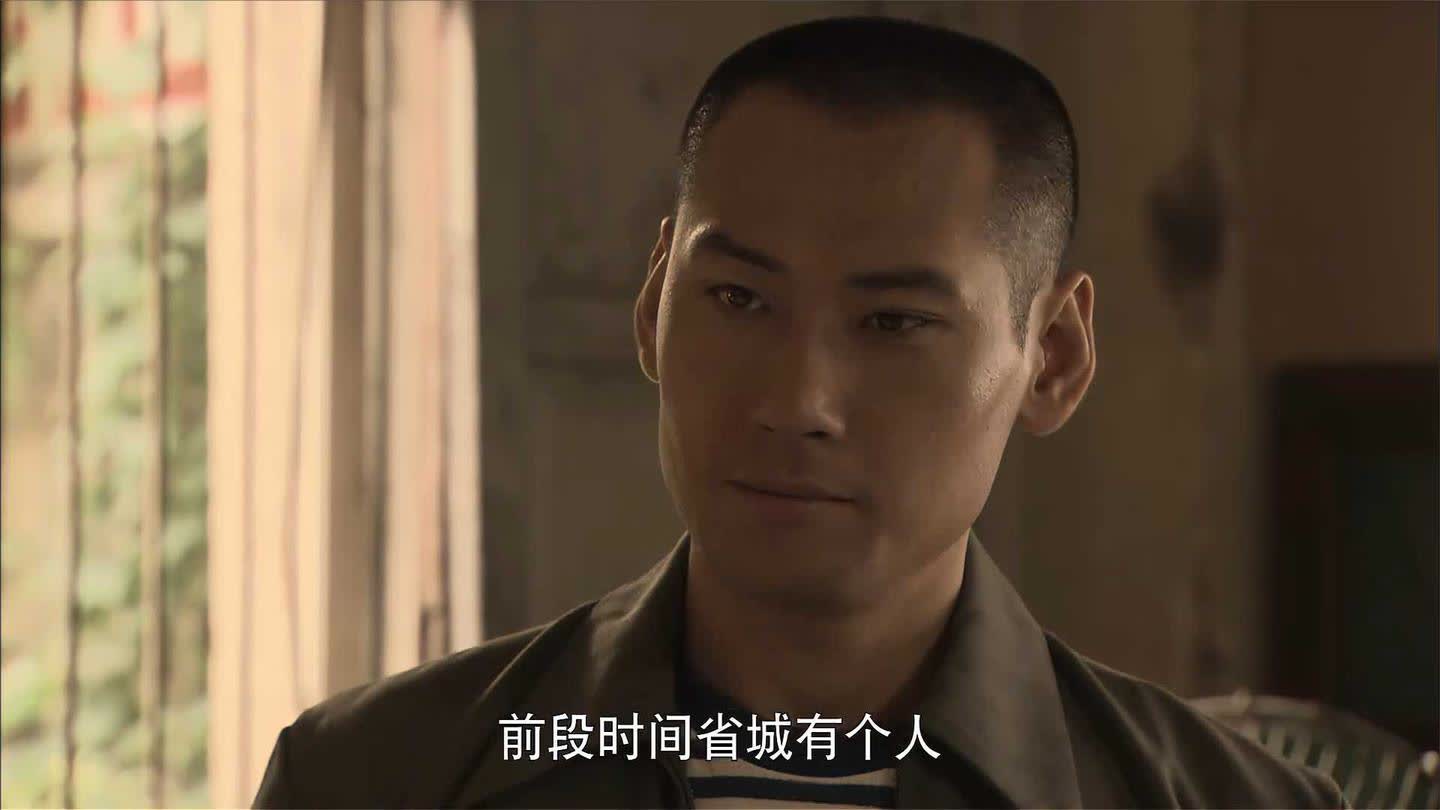 十指连心:小伙想修录音机,省城都没几个人修得了,他却很有自信