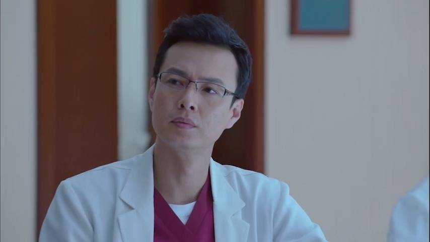 产科男医生:好不容易怀孕的母亲,苦苦哀求保住孩子,让人心疼