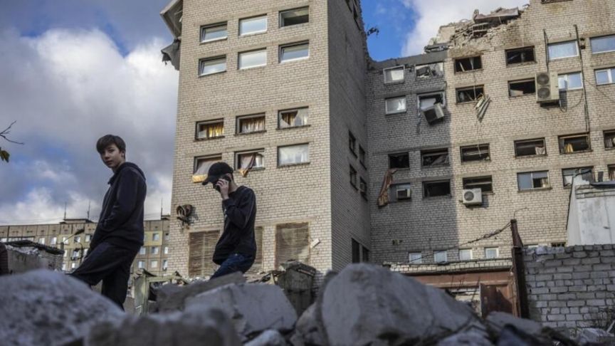 俄导弹持续打击乌全境,乌官员叫苦,法总统:无法满足乌所有要求