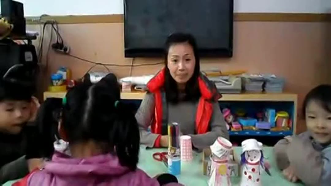 纸杯手工制作大全 班手工活动《纸杯娃娃》