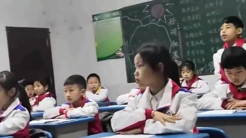 ...下册 23海底世界8 省一等奖 优质课 第5位老师 优质课视频(配课件教案)