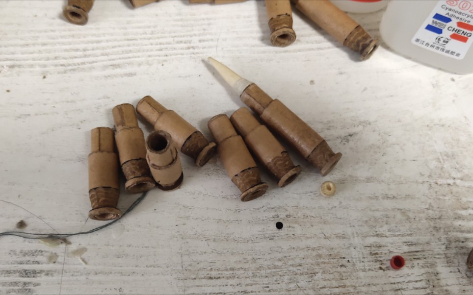 纸制砸炮枪弹壳模型