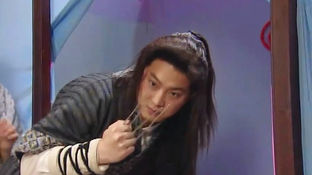 武林外传:老白变金刚狼,一言不合针扎湘玉,爱得越深下手越狠