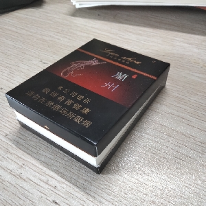 料青山見我_應如是 