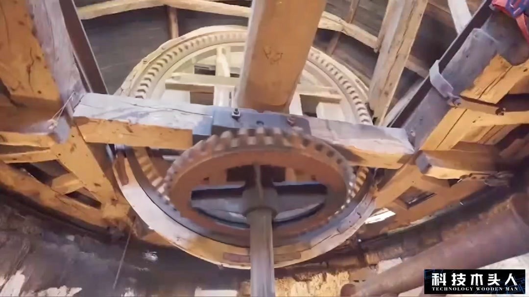 古老的风车内部结构竟是如此简单,传动轴至关重要