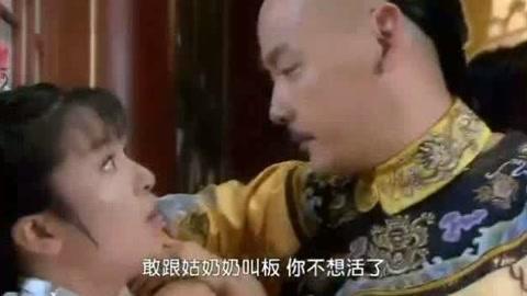 新还珠格格:小燕子睡梦中惊醒,错把皇帝当成贼,结果尴尬了