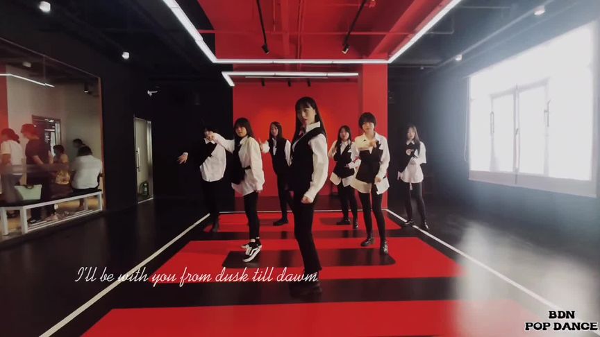 #破风舞蹈 初高中的女孩们 美丽与帅气并存。