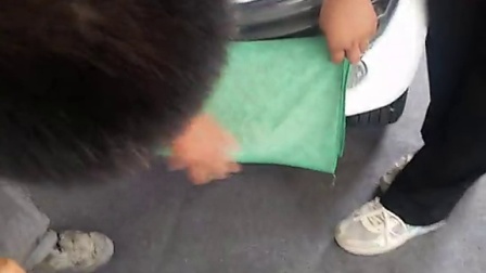 玻璃钢车壳硬度测试2