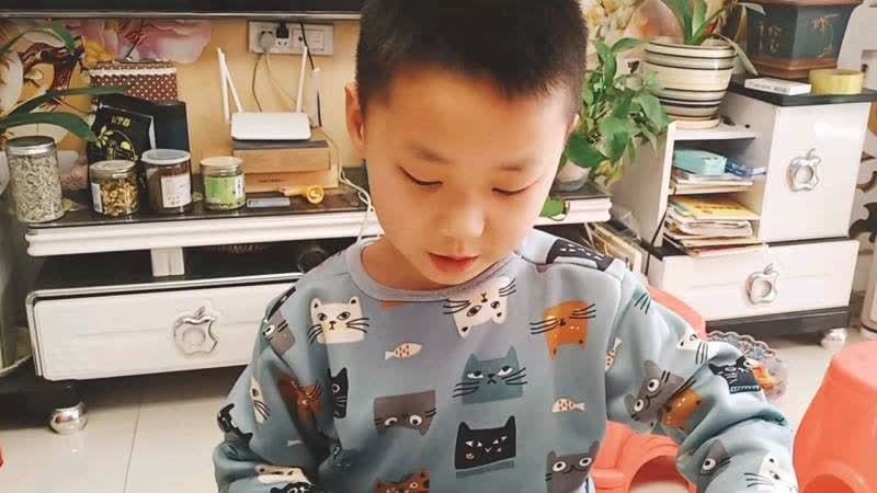 宝宝3分钟完成网课作业,回放视频小动作秒变