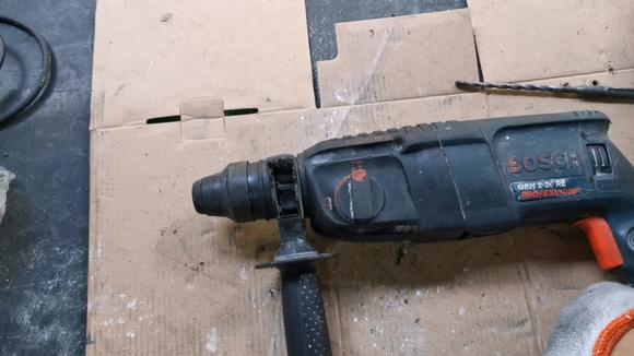 博世26电锤钻头卡不住,机电哥教你自己也能修好