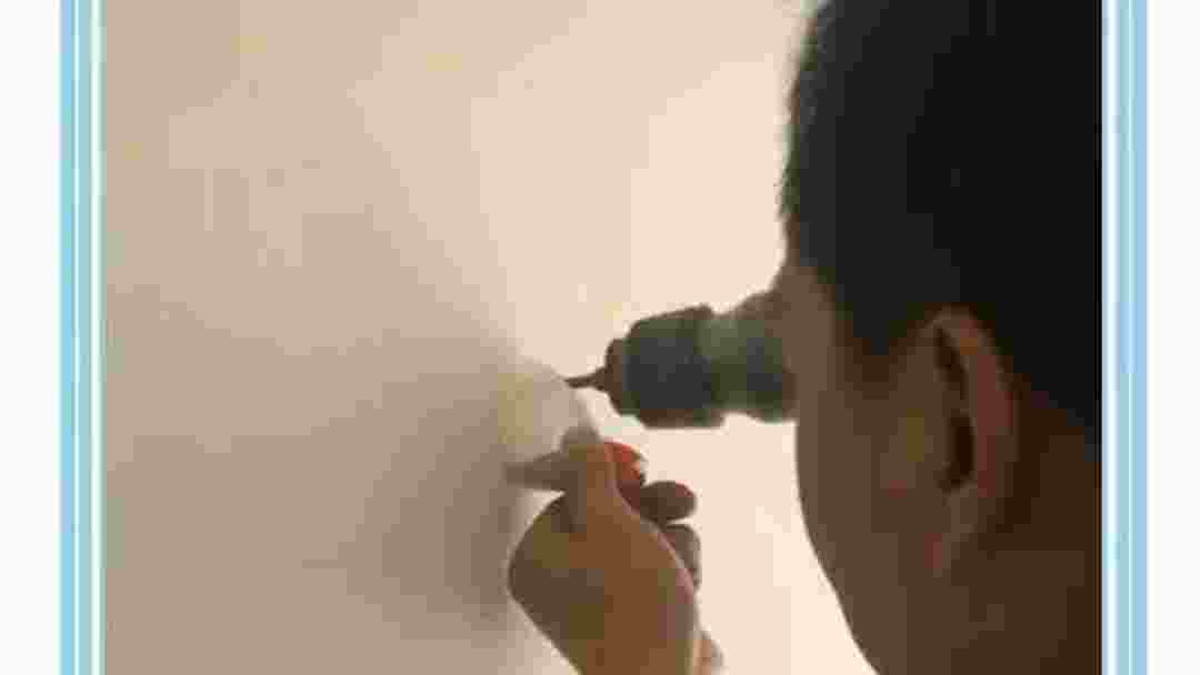 我要电钻打孔不掉灰用对方法超容易