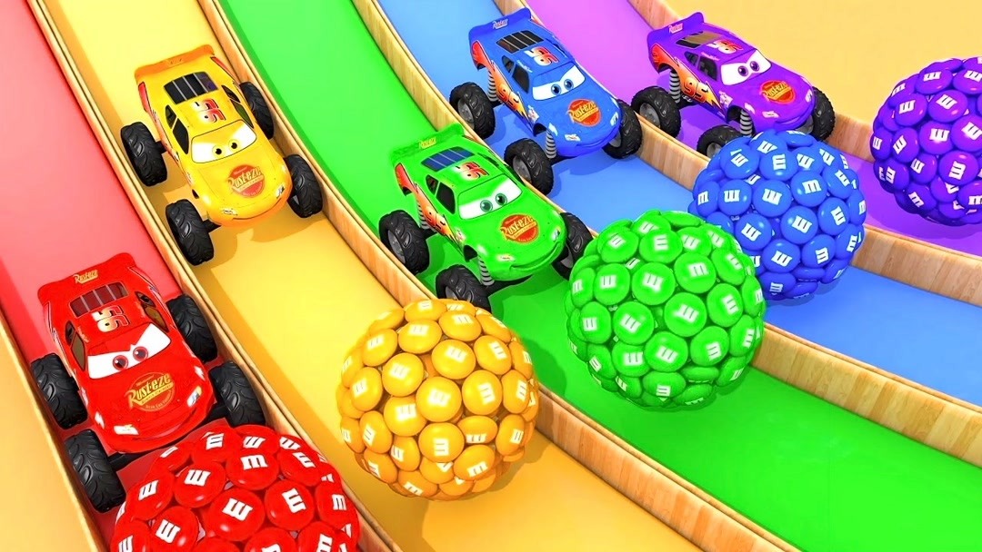 工程车卡通动画 小汽车和工程车发现糖果