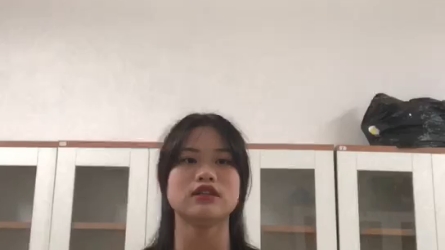 幼儿园中班语言《小熊请客》