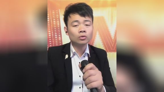 小伙儿一首歌模仿9个明星,一句一个明星太像了