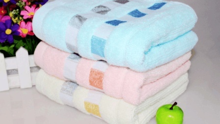 毛巾用久了变硬有异味?试试这招,杀菌消毒让毛巾柔软如新!