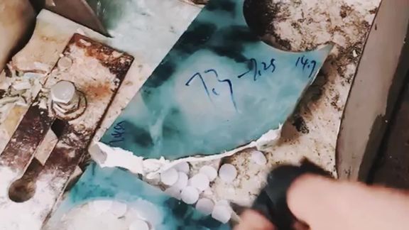 翡翠珠子毛料到成品的制作