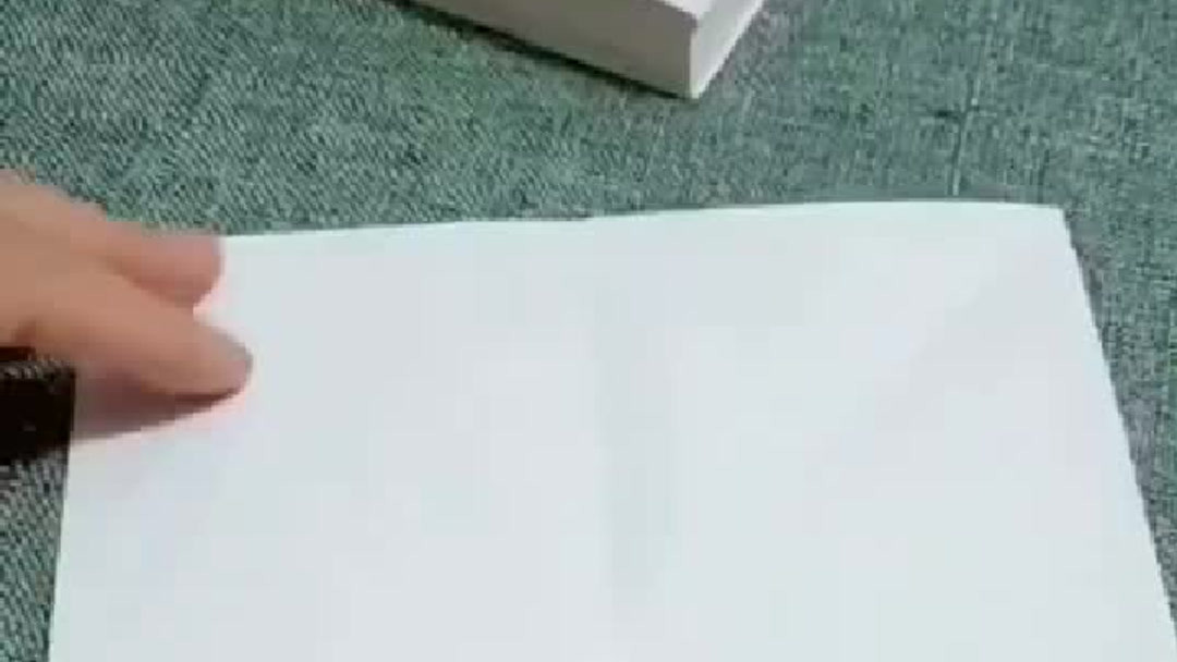 “萌萌哒皮卡丘书签”,开学用的到。 皮卡丘 折纸 书签