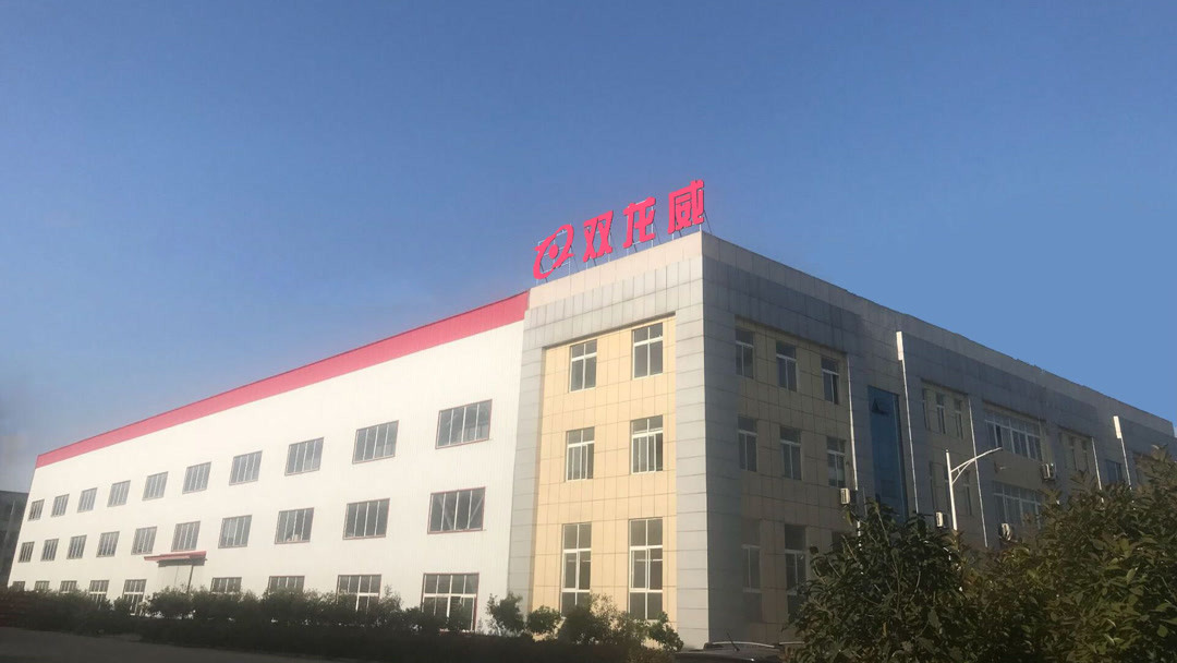 双龙威公司:液体变阻起动器/tsc高压无功补偿/降补固态软起动柜