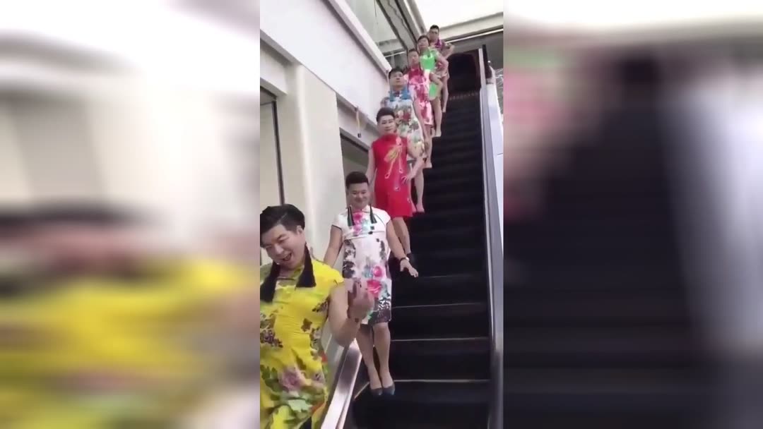 男人穿起旗袍比女人还风骚