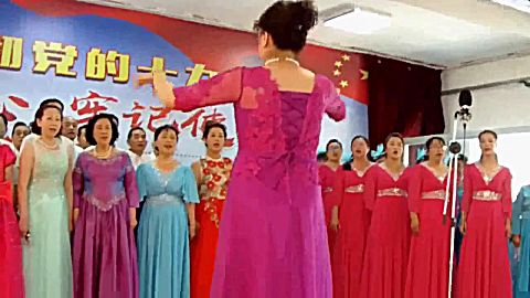 通化市燃气总公司和团结街三新社区迎接建党97周年文艺汇演