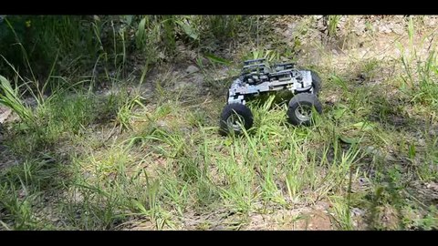 【羊子视讯】挖掘机改装车模型车钢管车之钢管车疯狂越