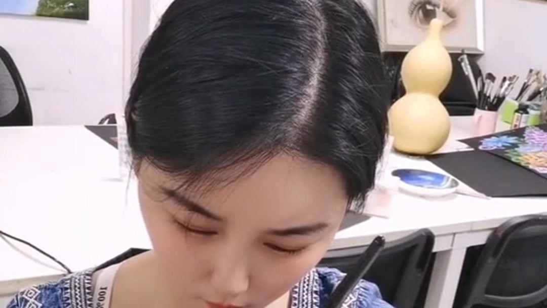 葫芦彩绘初次尝试在大葫芦上画