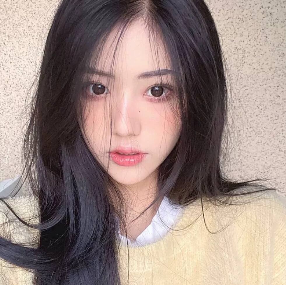 嫣然一笑搏君赞- 