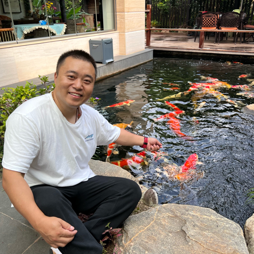 老张的锦鲤世界 