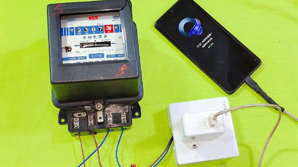 这就是所有人都不愿意换电表的原因,才知道,原来电费都花这里了