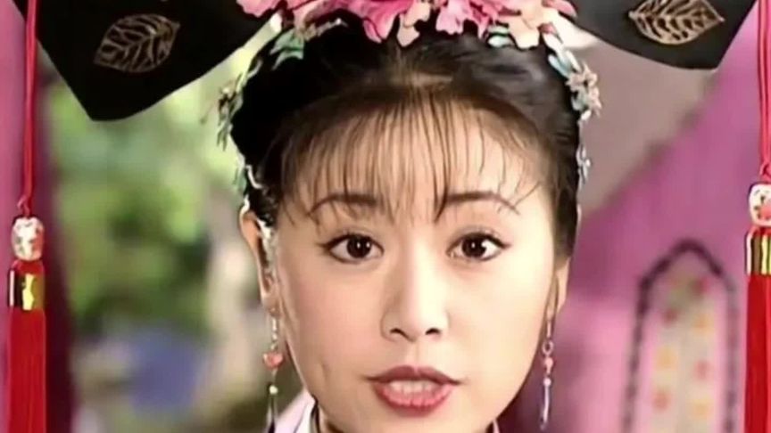 #还珠格格 #还珠格格第一部 小燕子闯围场被五阿哥射中。